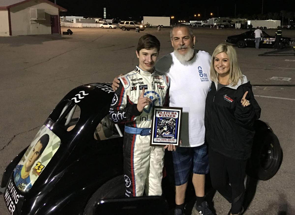 Manes grabs two Legends wins in Las Vegas