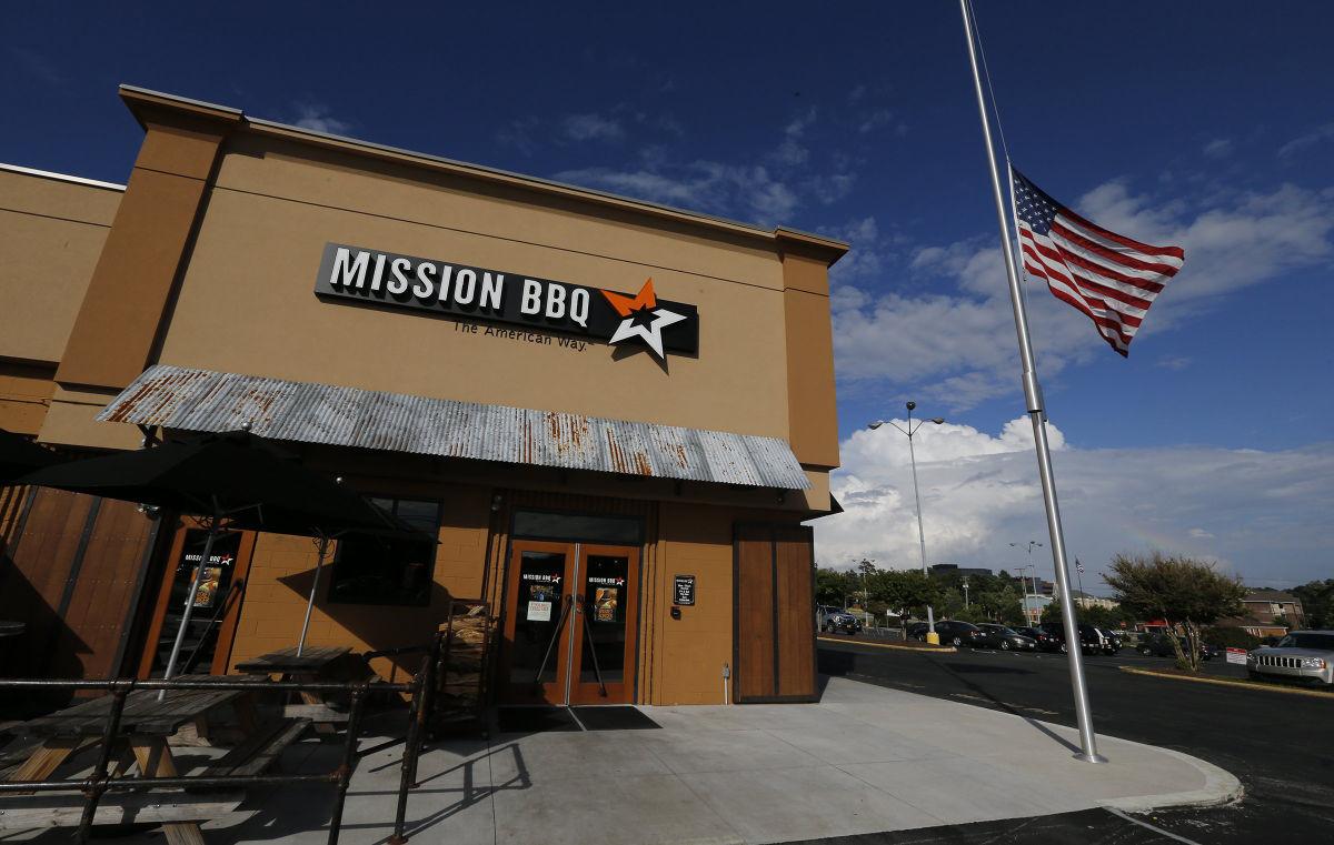 PHOTOS: Mission BBQ