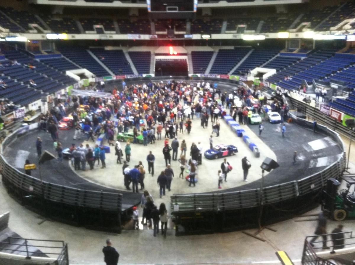 PHOTOS: Arena racing at Richmond Coliseum