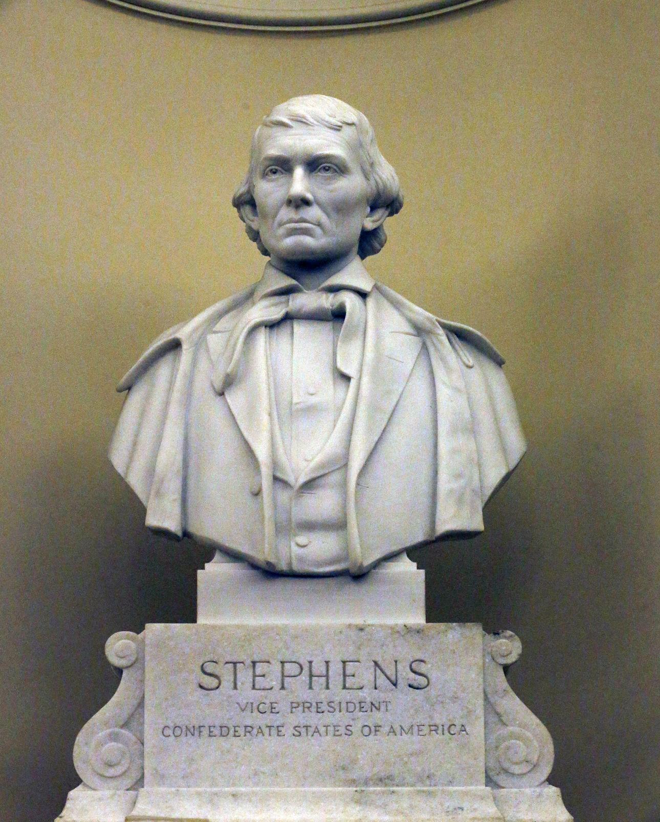 Lee statue, Confederate busts, removed overnight from Old House chamber ...