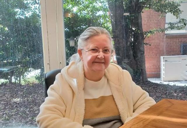 VA's money-squeezed free clinics offer a vital helping hand