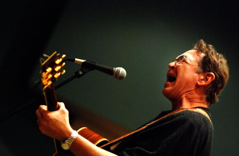 DEANS: Robbin Thompson: Living from the heart