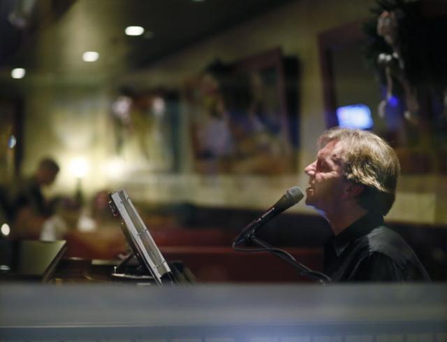 Musician Steve Bassett pens memoir on 50 years in music