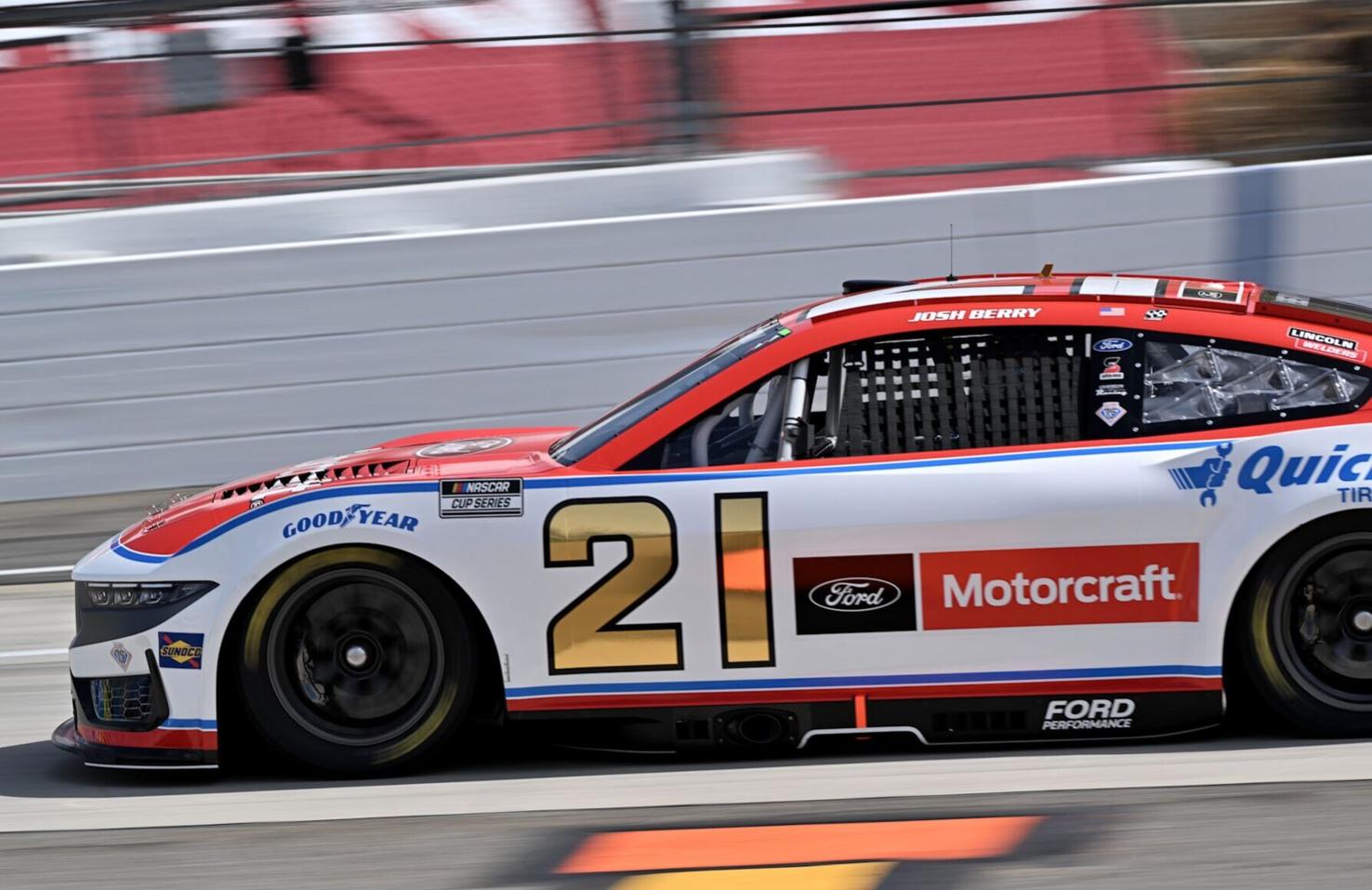 NHRA returns to Virginia Motorsports Park this weekend