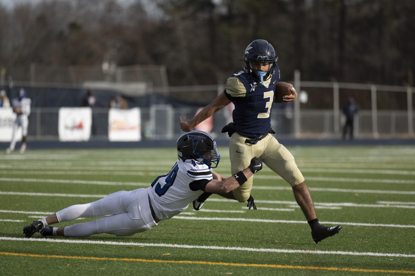 Varina football beats Hermitage on the road