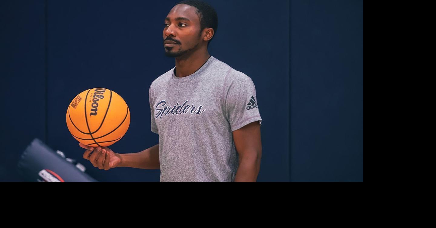 Spiders basketball staffer James Adams named DIII head coach