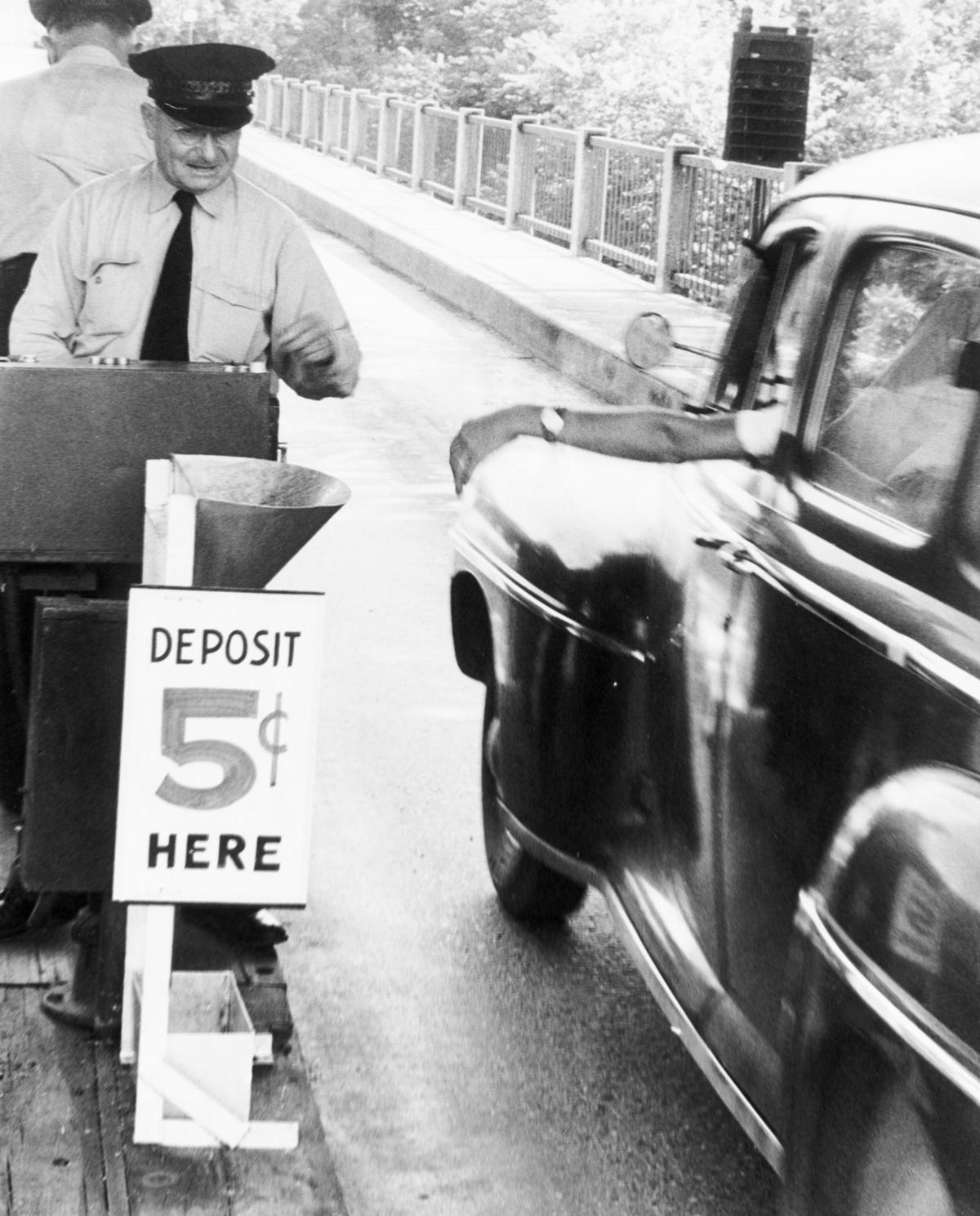 12 photos of the Nickel Bridge from The Times-Dispatch archives