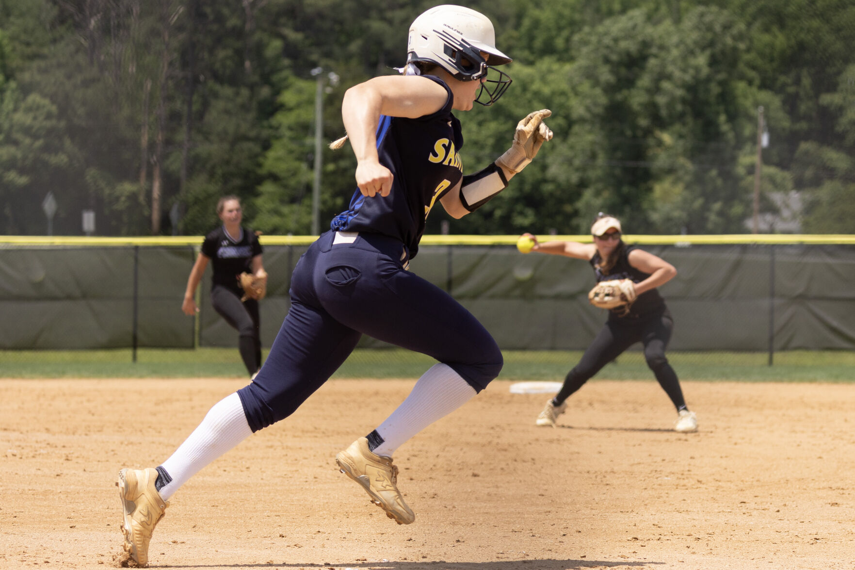 VWU lowers HR boom on RMC in D-III softball championships