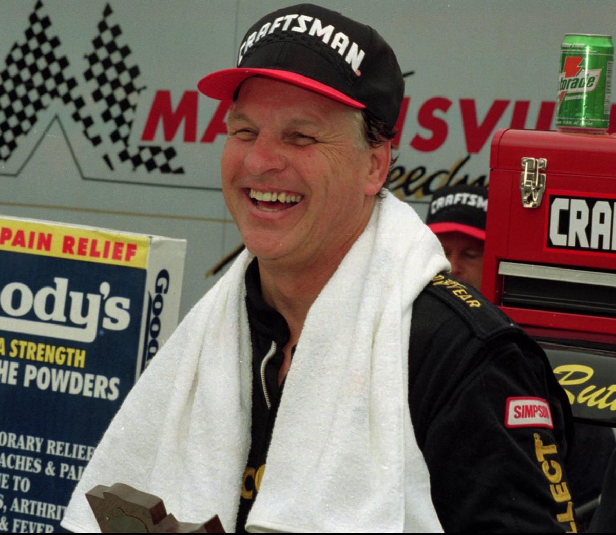 Hallman: NASCAR fans should embrace the rain