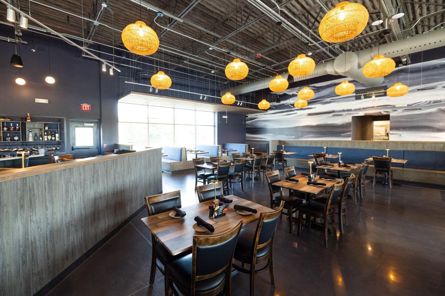 Latitude Seafood Co. opens on waterfront in Chesterfield