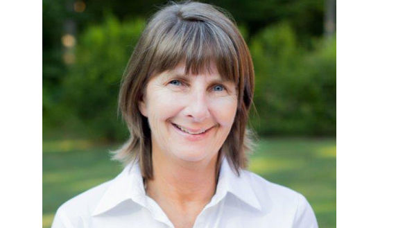 Beth Jones runs for clerk of court