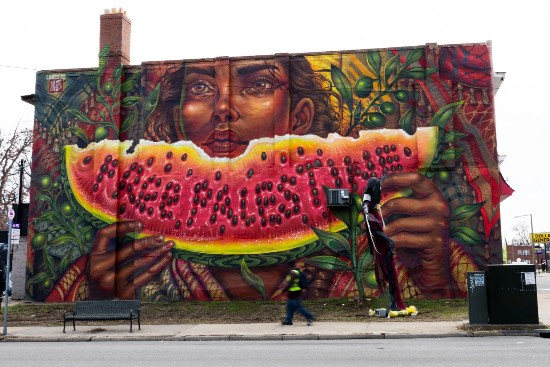Richmond community discusses controversial Palestine mural