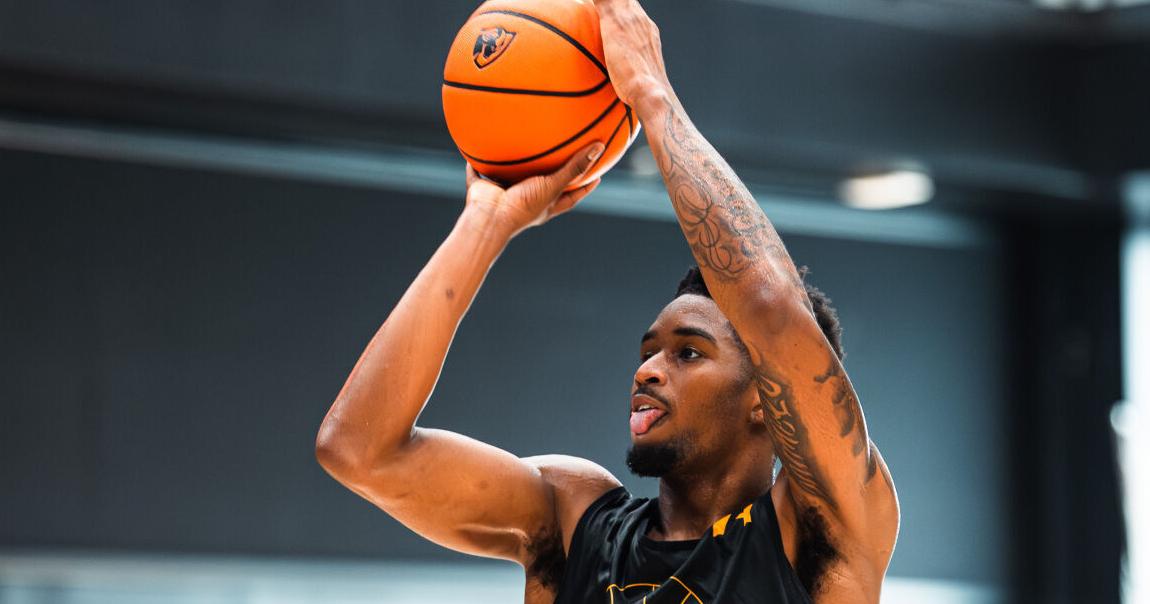 What kept three-star wing Jordan Tillery committed to VCU?