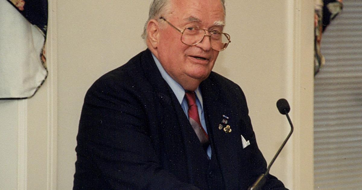 Retired U.S. Army Lt. Gen. Sam Wilson, former Hampden-Sydney president ...