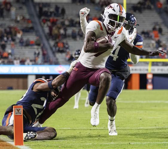 Virginia Tech's Mines sets standard high for receiving corps