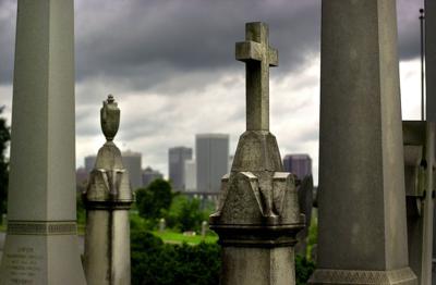 Bob Rayner column: Retreat from the pounding heart of Richmond