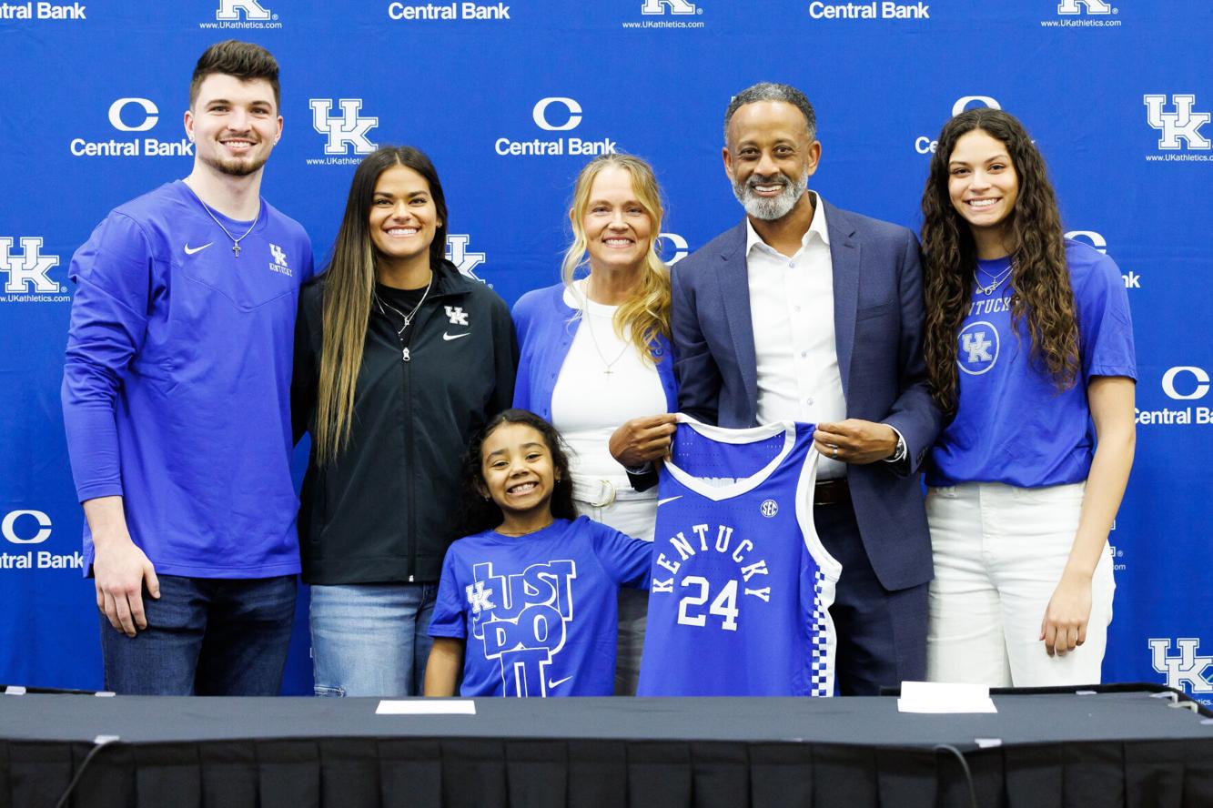 Hunter Cattoor on future in basketball and with Chloe Brooks