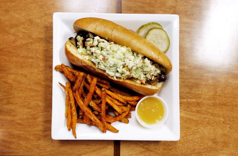 Dining Out Review: HogsHead Café