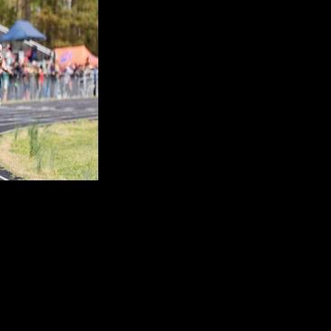 Collegiate distance runner Harris breaking Cougars records