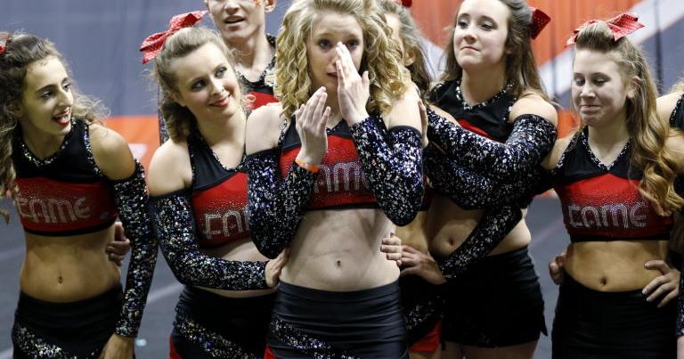 Cheerleader facing brain surgery organizes toy drive