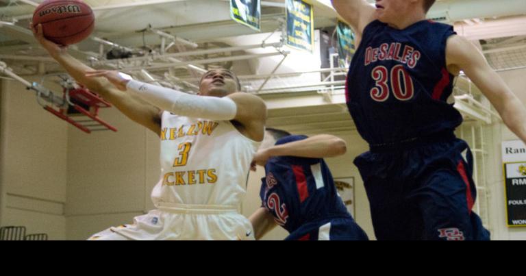 UWM advances to third round