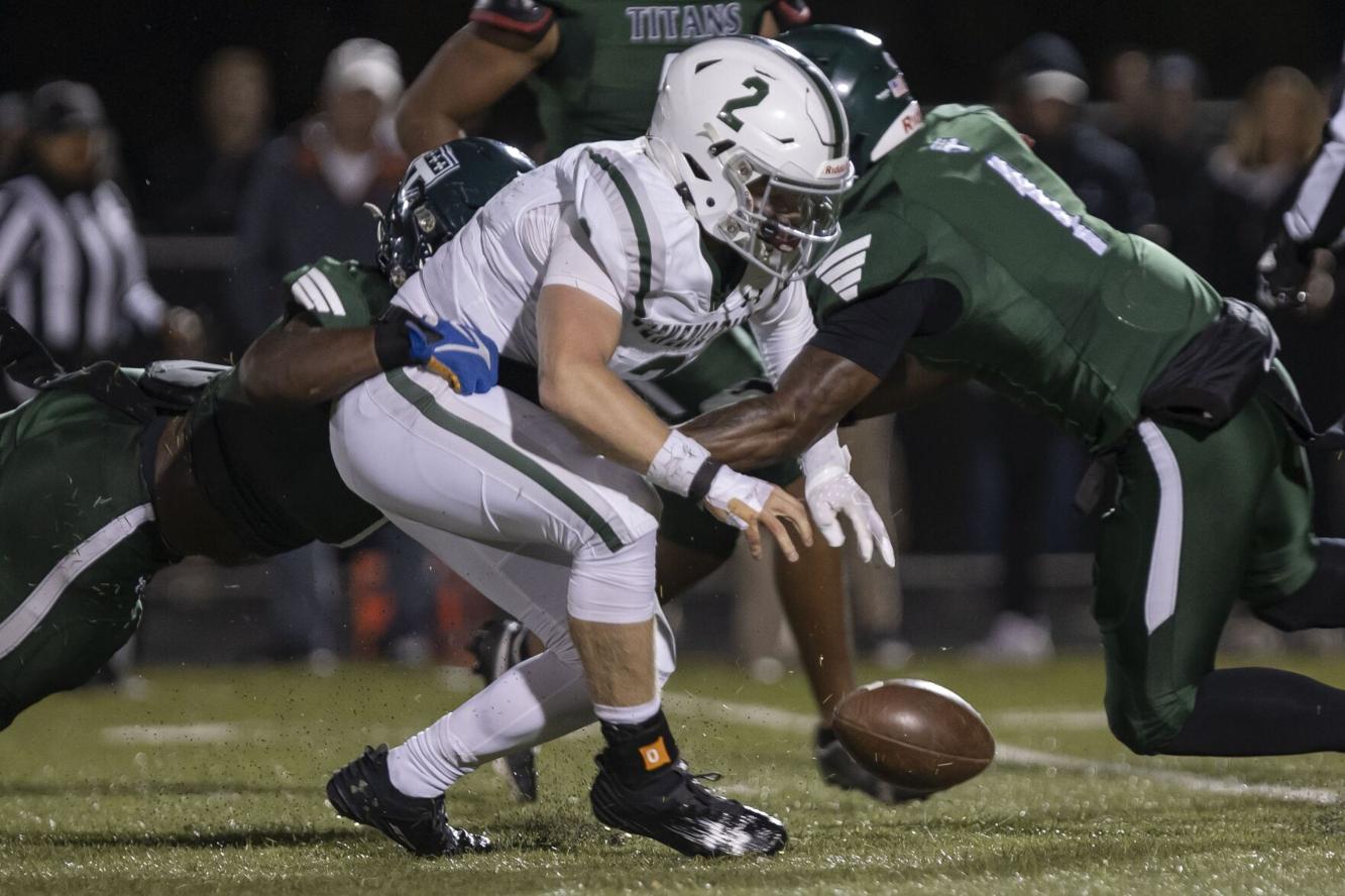 No. 10 Trinity Episcopal football routs No. 4 Benedictine