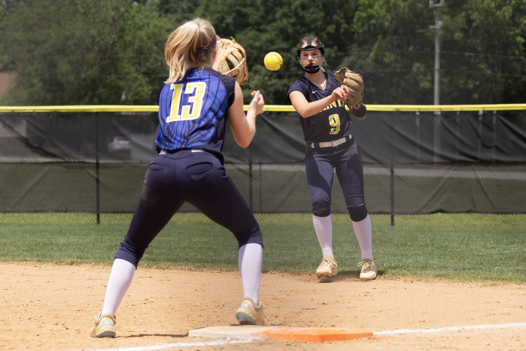 VWU lowers HR boom on RMC in D-III softball championships