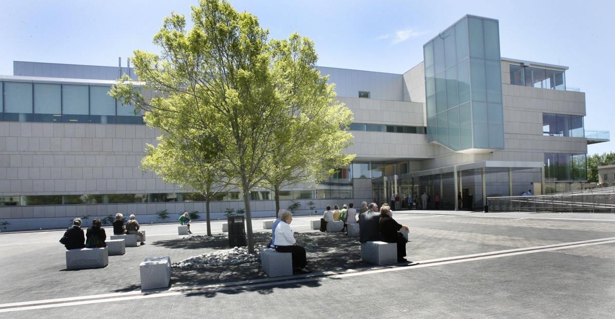 VMFA awards 26 fellowships to students and professional artists