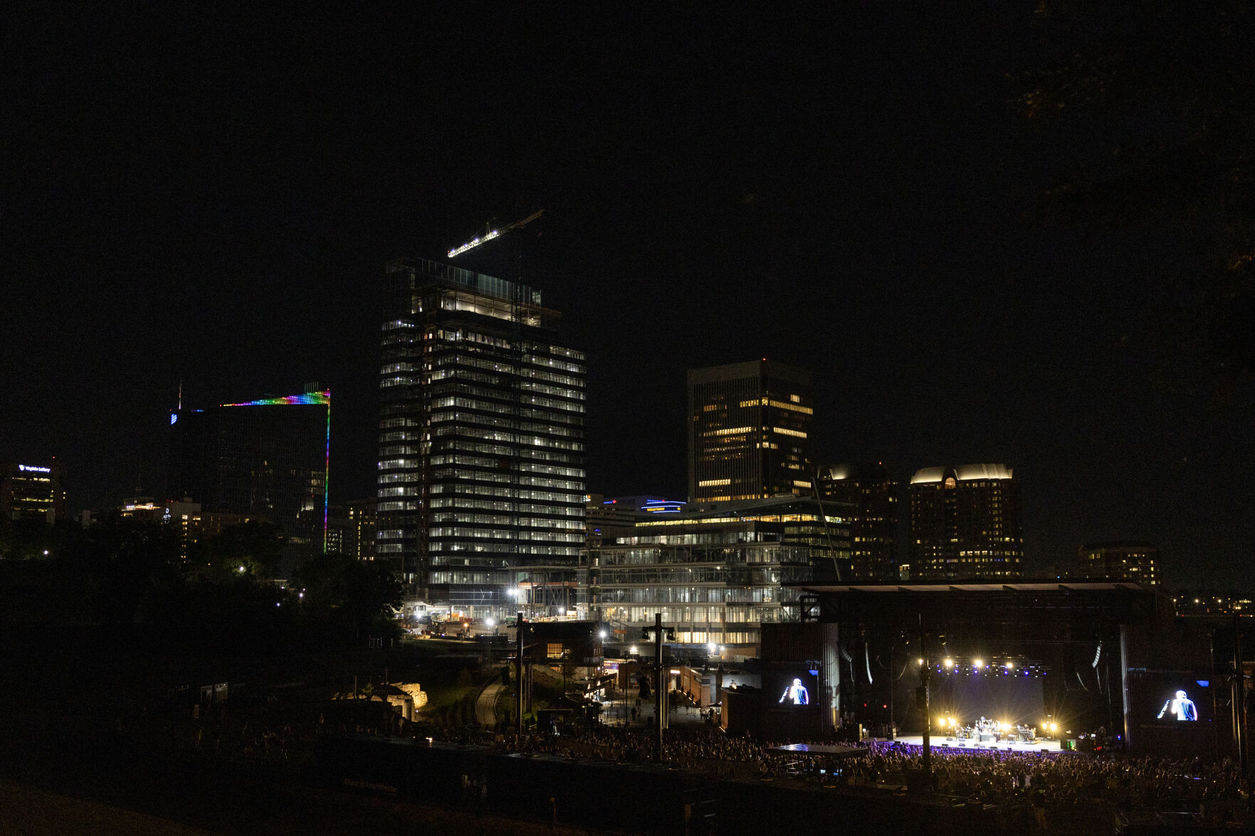 5 things to know about the Allianz Amphitheater experience