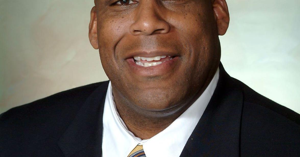 Jon Oliver to serve as acting athletics director at U.Va.; Littlepage ...