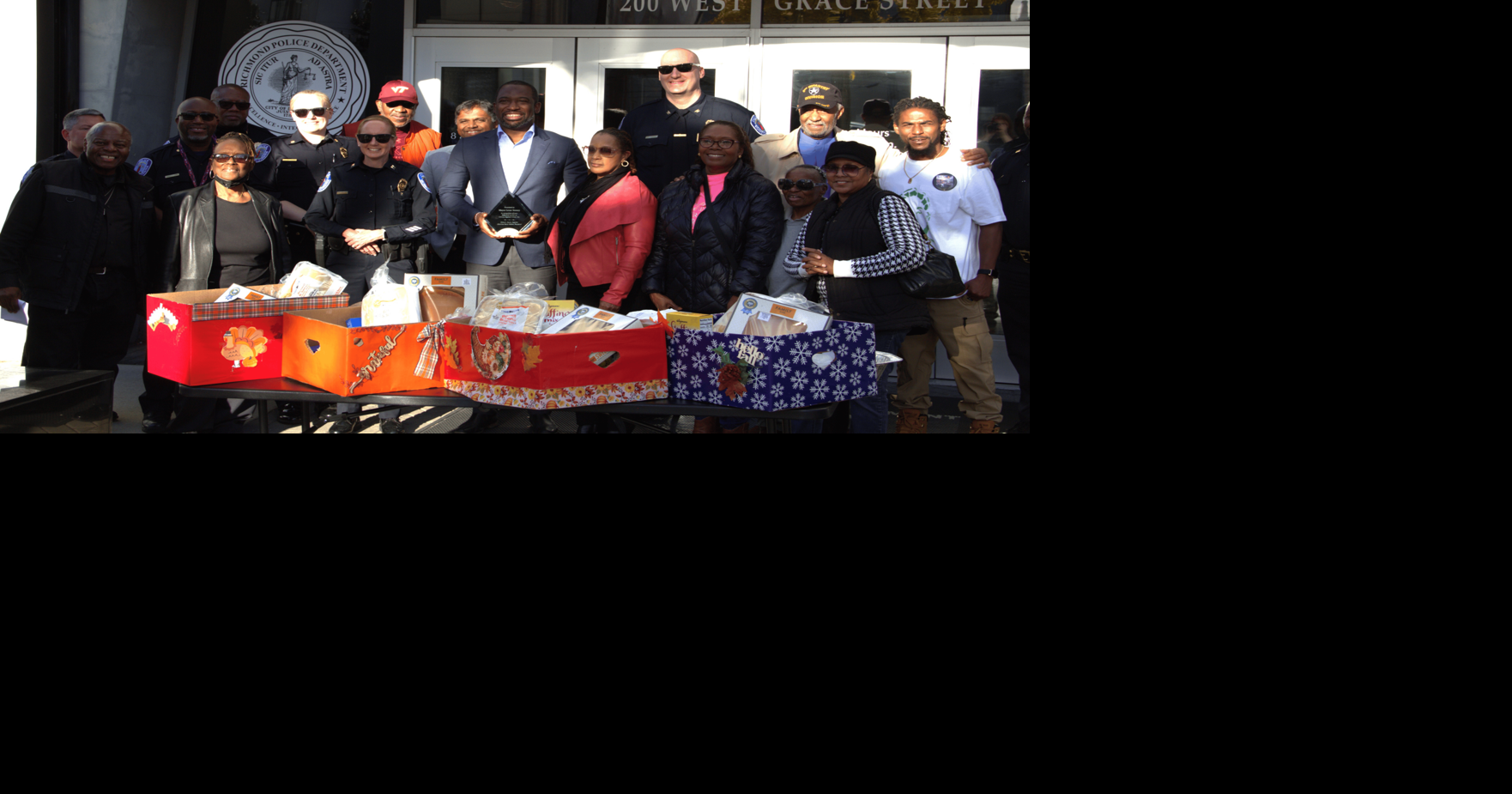 Citizens Against Crime, RPD share Thanksgiving baskets