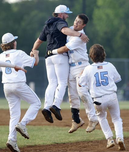 Cosby gets game-winning gift from 'baseball gods' in 3-2 playoff ...