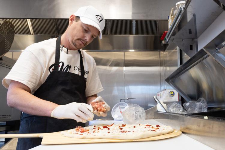 PHOTOS: Pizzeria Mungo
