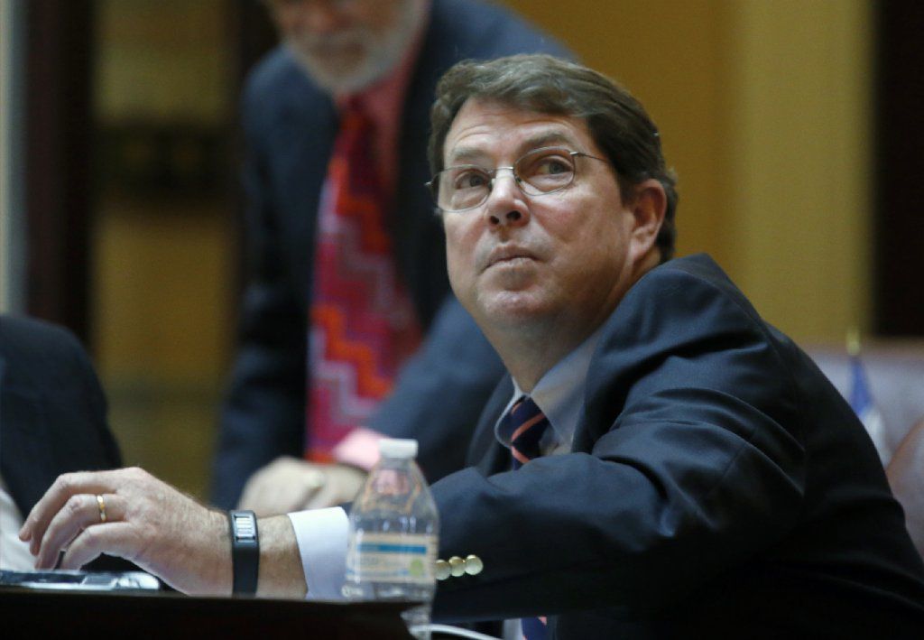 Nine former med school classmates and a GOP state senator express ...