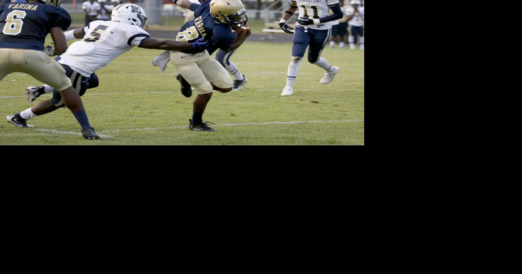 PHOTOS: Varina 30, Meadowbrook 6 football