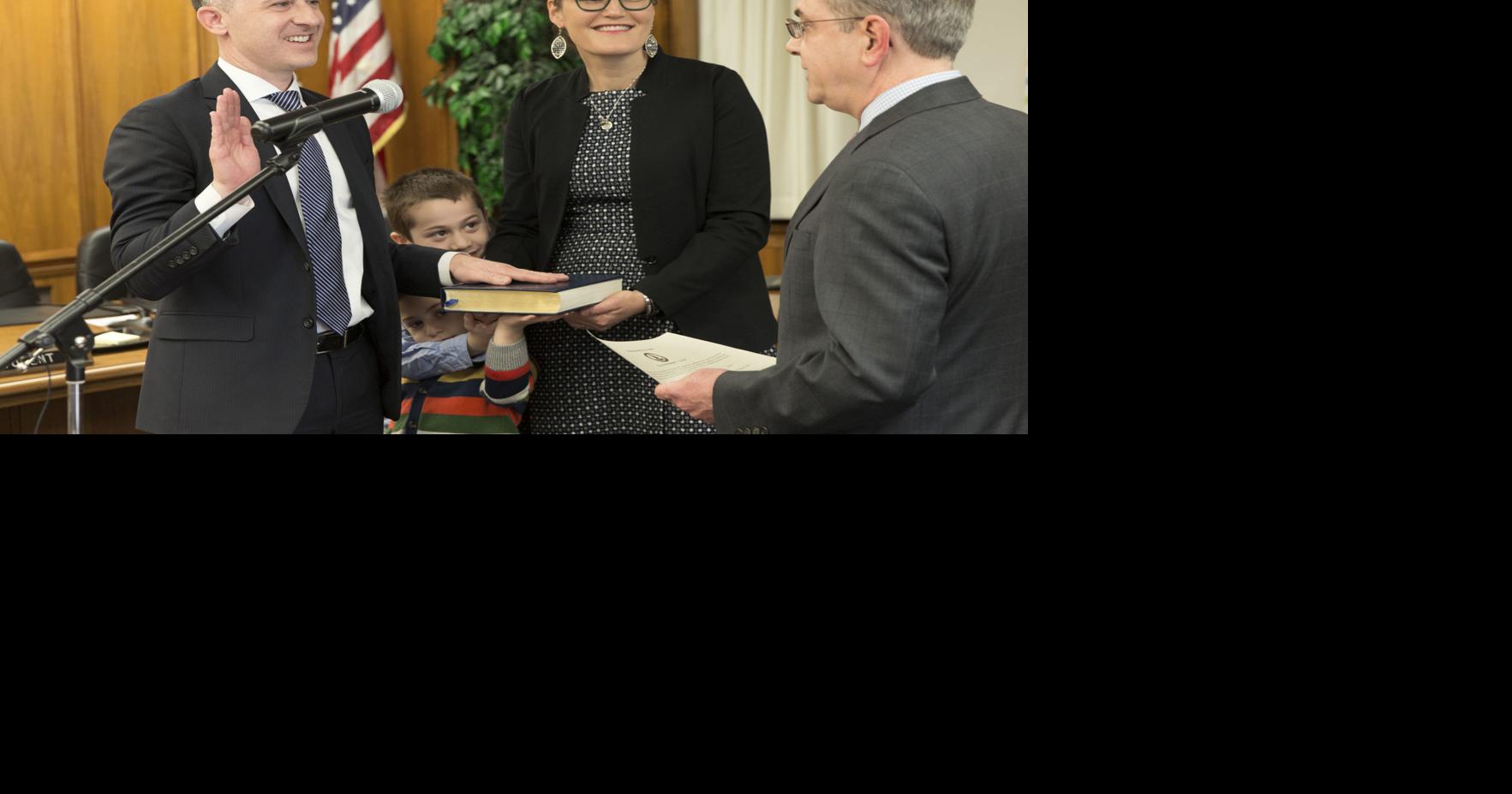 'A new chapter': Richmond schools officially has a new superintendent