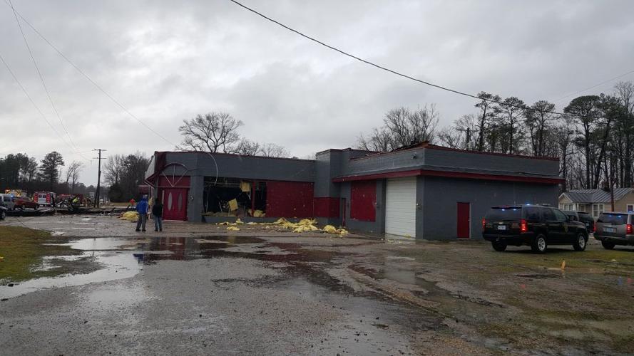 3 killed in Waverly as tornado, violent storms move across state