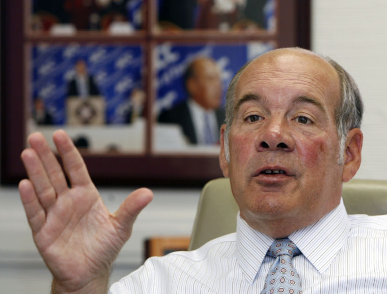 Hokies AD Weaver stepping down