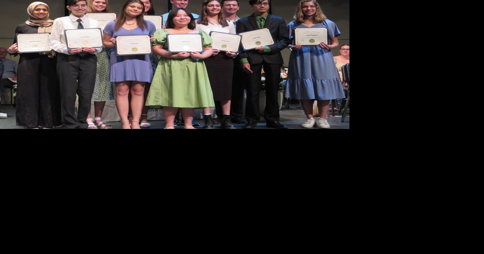 Burroughs Class of 2023 recognized during awards ceremony | News ...