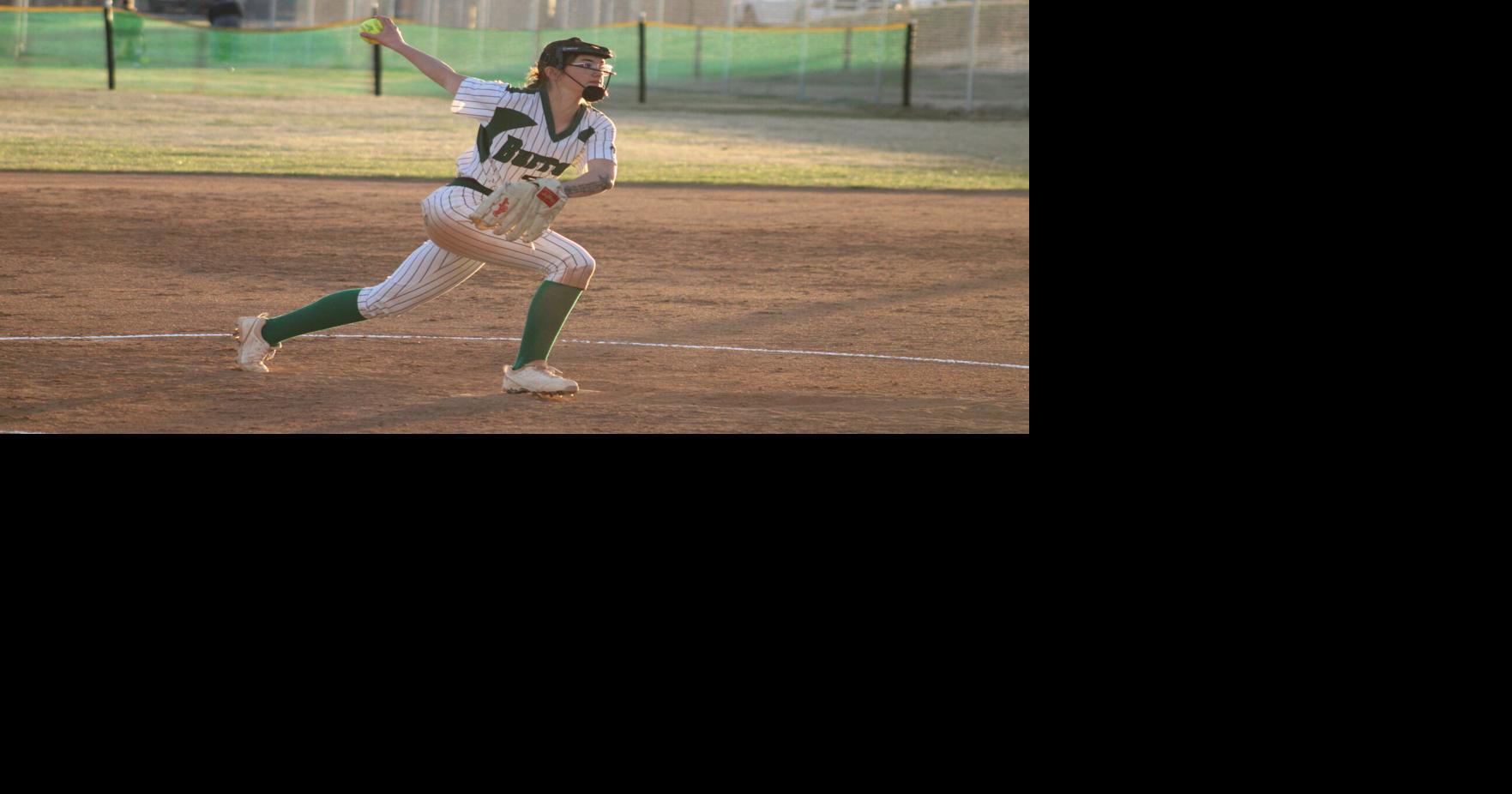 Burroughs softball out scores Bishop in win | Sports | ridgecrestca.com