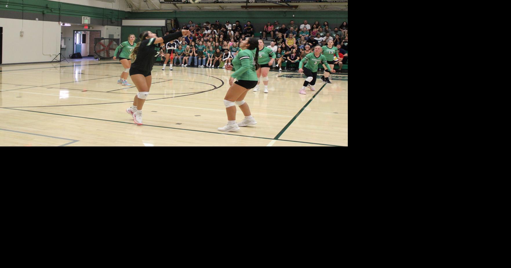 Burros volleyball win home opener | Sports | ridgecrestca.com