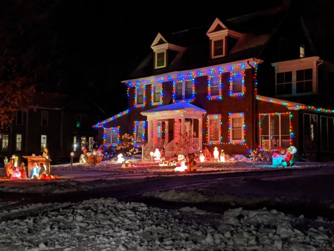 VIDEO and PHOTOS: Check out this year's Christmas lights in Ripon ...