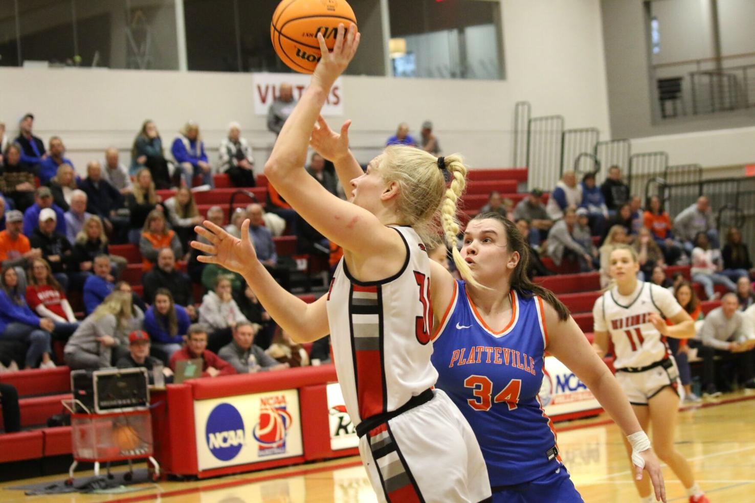 Ripon College Red Hawk women's basketball team flies into 2024-25 ...