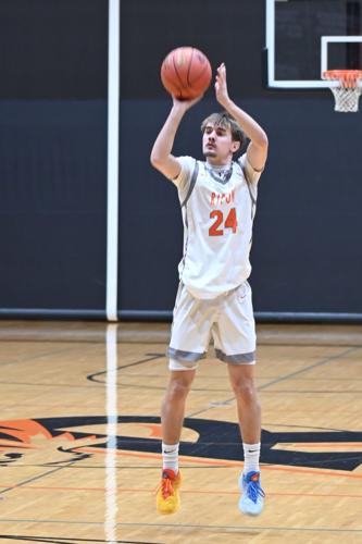 RHS boys' basketball vs. Two Rivers (First Half) — March 3, 2026 (Miya ...