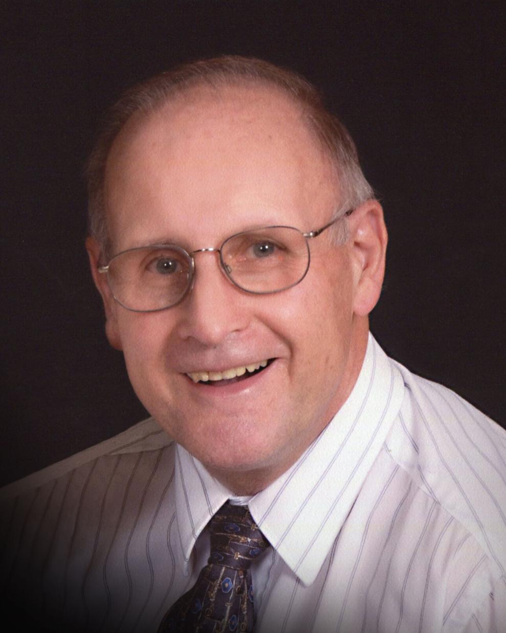 Robert L. Schouten | Obituaries | riponpress.com