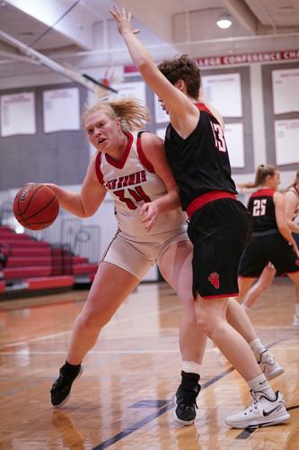Ripon College women’s basketball cap off challenging season in style ...