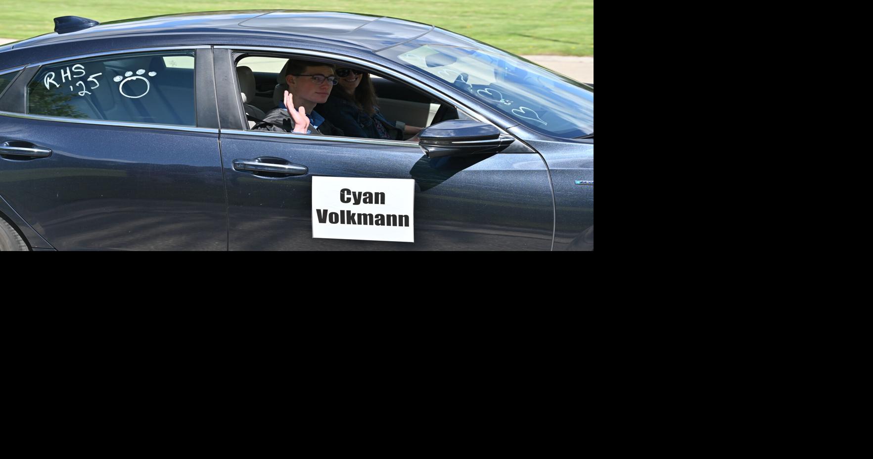 RHS Graduation Caravan 2025 (Miya Grunert photos) | Multimedia ...