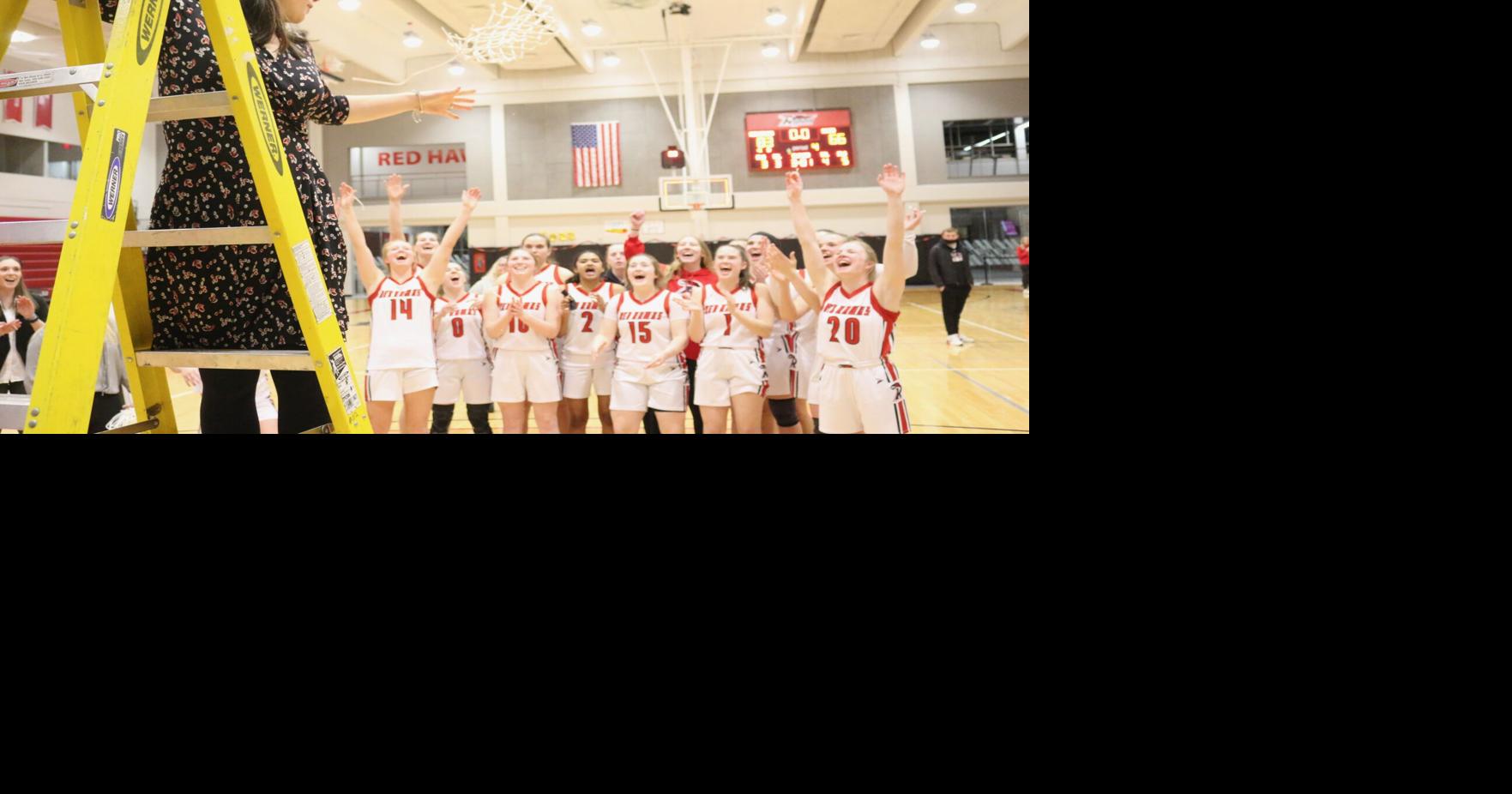 Check out photos of the Ripon College women's basketball team ...
