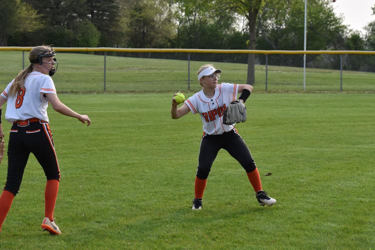 Ripon Tiger softball vs. Two Rivers – May 18, 2023 (Miya Grunert photos ...