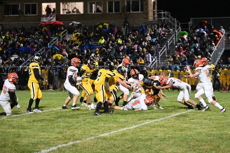 Ripon High School football at Waupun — Oct. 6, 2023 (Miya Grunert ...
